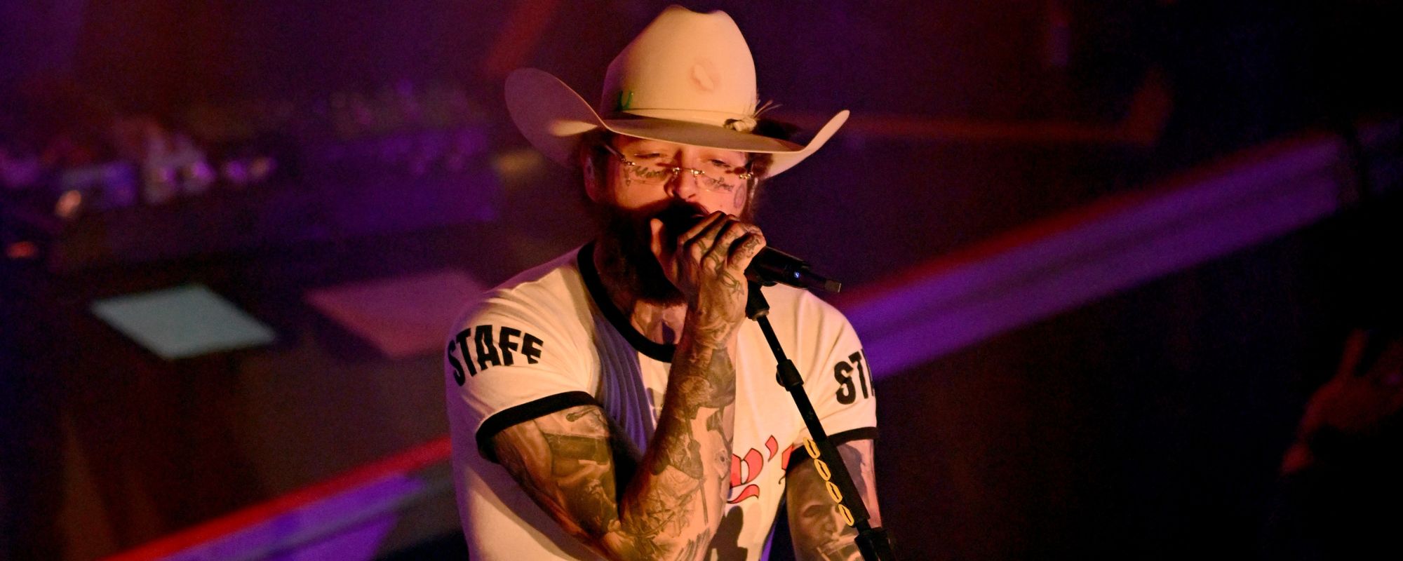 NFL convoca Post Malone para o show anual do intervalo do Dia de Ação ...